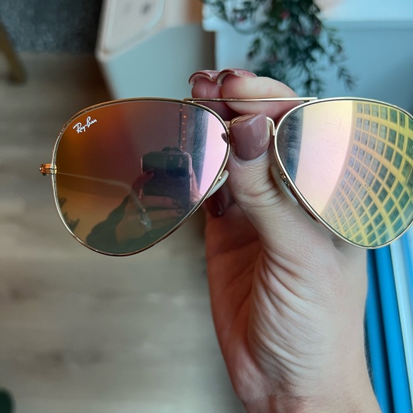 Ray-Ban | Accessories | Ray Ban Aviators Pink And Gold Ombre Large ...